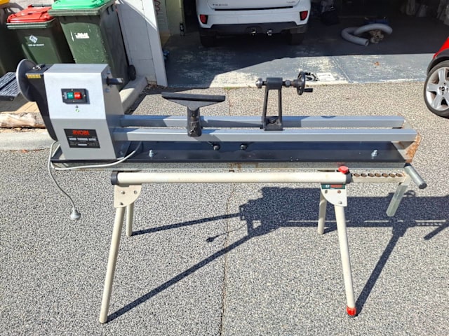 lathe Ryobi, 4 speed, with tools and accessories - Power Tools in Mount ...