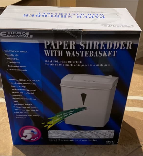 Paper shredder with wastebasket - Small Appliances in Brighton East VIC ...