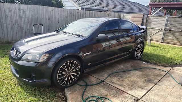 VE SS Commodore LS1 V8 | Auto Body parts | Gumtree Australia Casey Area ...