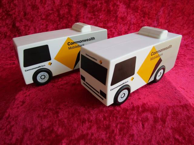 MONEY BOX - COMMONWEALTH BANK - MOBILE BANK - VINTAGE 1990'S ...
