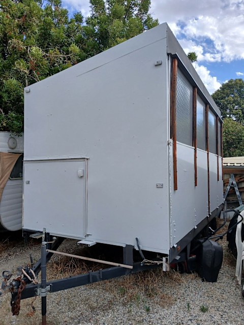 Enclosed Show Trailer Swap to Landrover Diesel Ute | Trailers | Gumtree ...