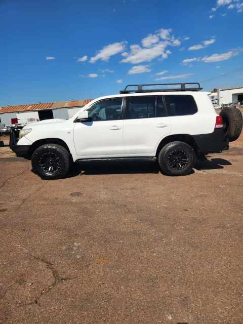 2008 TOYOTA LANDCRUISER GXL (4x4) 6 SP AUTOMATIC 4D WAGON, 8 seats VDJ ...
