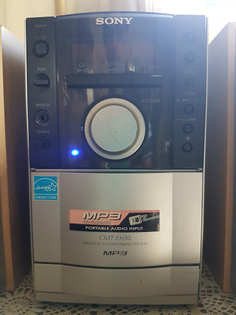 Sony Compact Disc Receiver - Stereo Systems in Miller NSW | Gumtree ...