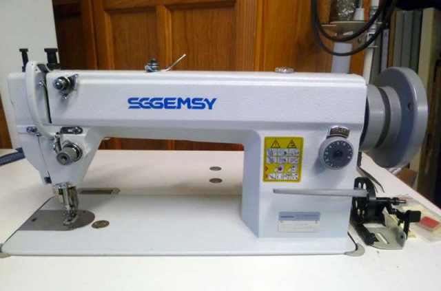 SG Gemsy 0818 Walking Foot Industrial Sewing Machine - As NEW - Sewing ...