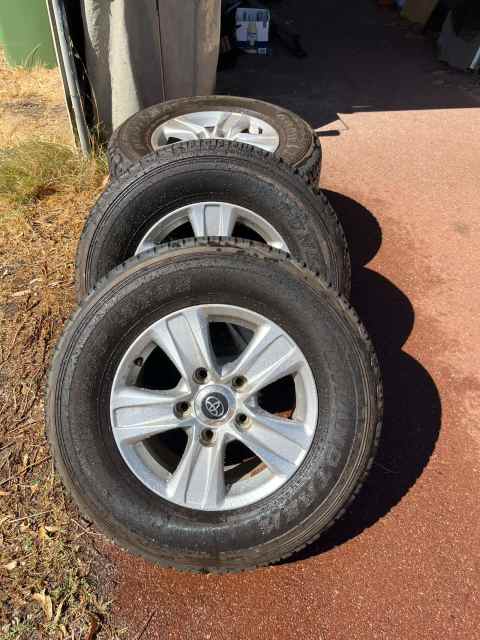 4 x Landcruiser 200 Series Rims & Tyres | Wheels, Tyres & Rims ...