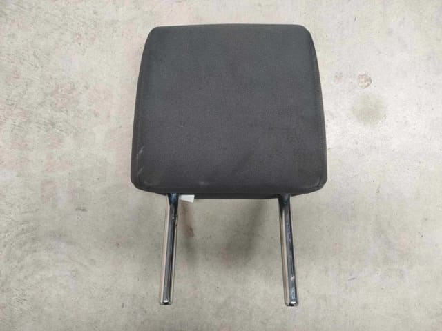 08/2020 to 12/2023 Toyota Yaris Cross GX - Headrest (Rear) | Other ...