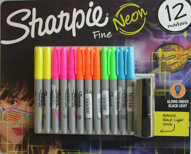 NEW Sharpie Fine Neon 12 Markers Glows Under Black Light Torch - Art in ...