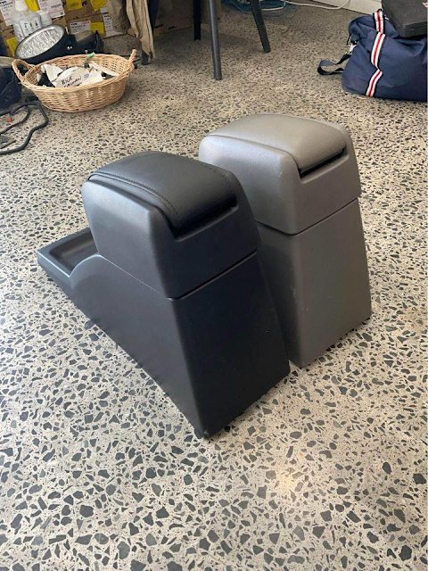 Double lid centre console RA and RA7 Rodeo, RC Colorado, Great Wall ...