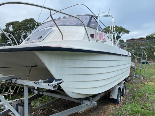 Boat 18 ft sharkcat | Motorboats & Powerboats | Gumtree Australia ...