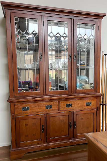Elegant Buffet Wall Unit excellent condition - Buffets & Side Tables in ...