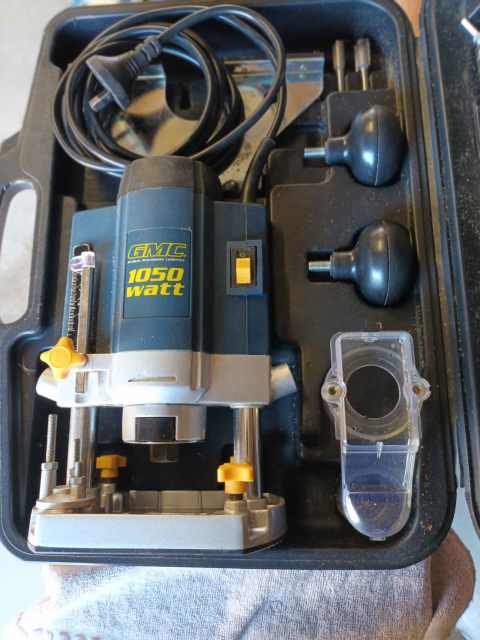 GMC MX1050K Variable Speed Plung Router | Power Tools | Gumtree ...