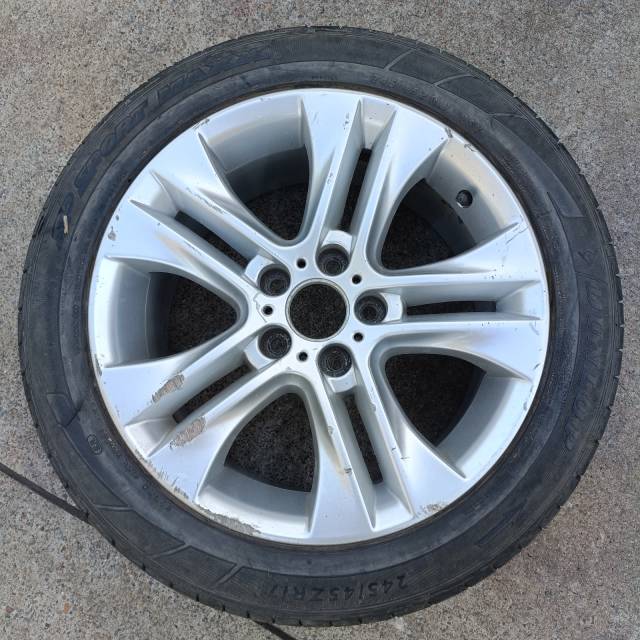 Ford Falcon FG wheel and tyre 17 inch | Wheels, Tyres & Rims | Gumtree ...