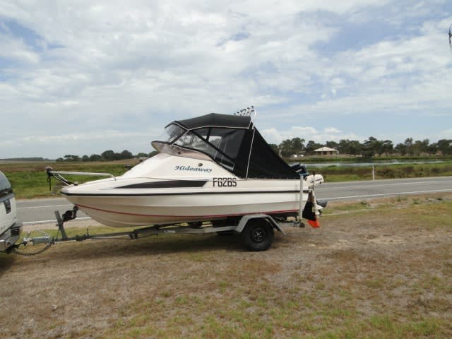 15 Foot Half Cabin Cruiser | Motorboats & Powerboats | Gumtree ...