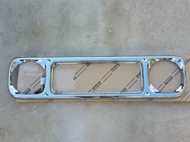Toyota FJ40 BJ40 BJ42 HJ47 Land Cruiser chrome head light surround NEW ...