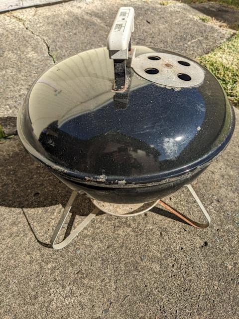 Small weber charcoal bbq - BBQ in Riverwood NSW | Gumtree Australia