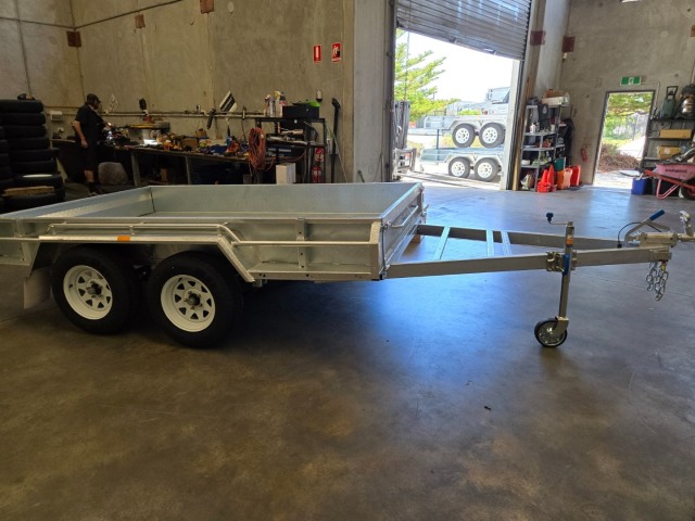 2025 10x6 Dual Axle Box Trailer 2000kg ATM Galvanized Simply Trailers ...