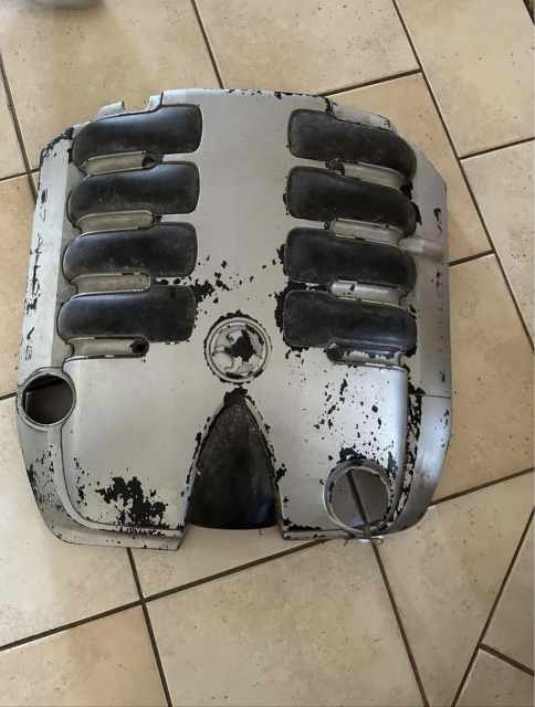 HOLDEN V8 ENGINE COVER | Engine, Engine Parts & Transmission | Gumtree ...