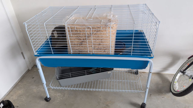 Pet cage for rabbit, guinea pig, small animals. Accessories included ...