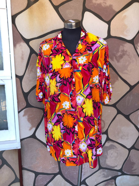 WOMENS SHIRTS, BLOUSE, TOPS -- SIZES 14, 16, 18, 20 - Tops & Blouses in ...