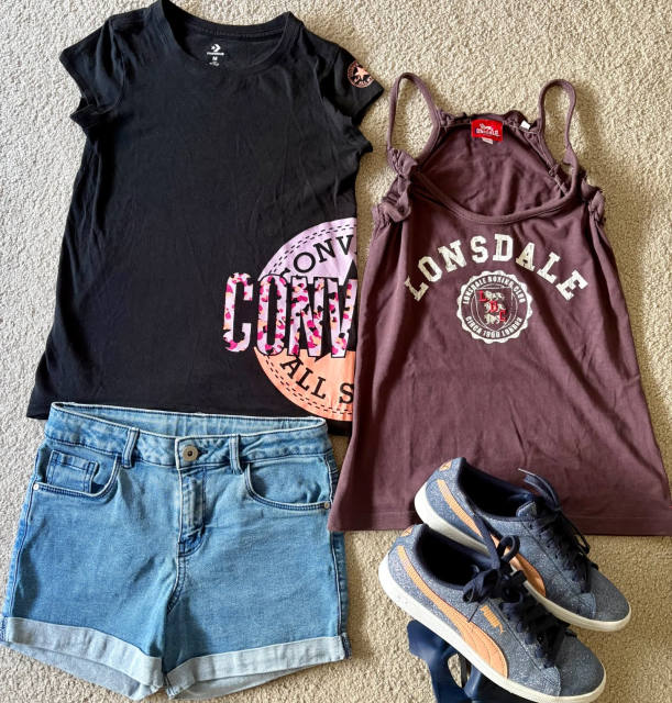 tween Converse All Star tshirt, Lonsdale singlet, PUMA shoes, denim ...