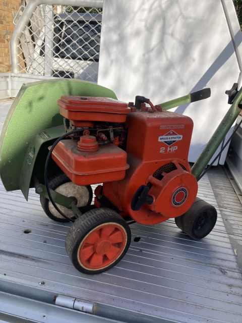 Scott Bonnar lawn edger - Lawn Mowers in Ringwood VIC | Gumtree Australia