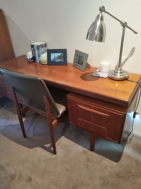 Stunning G Plan desk | Desks | Gumtree Australia Boroondara Area - Kew ...