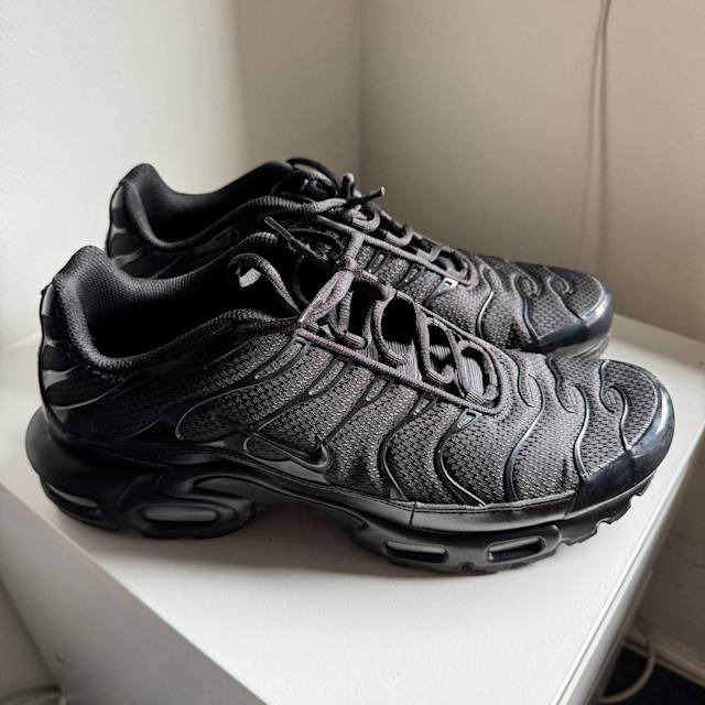 Nike Air Max TNs Black - Size US11.5 - Men's Shoes in Woodcroft NSW ...