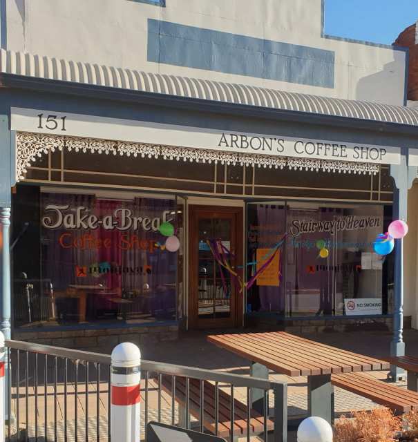 For Sale Double Frontage Retail Shop with 1 Bedroom flat | Property For ...