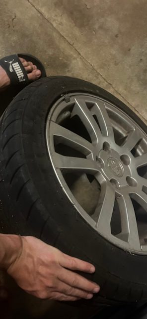 Commodore mag wheel with tyre on it 235/45R17 | Wheels, Tyres & Rims ...