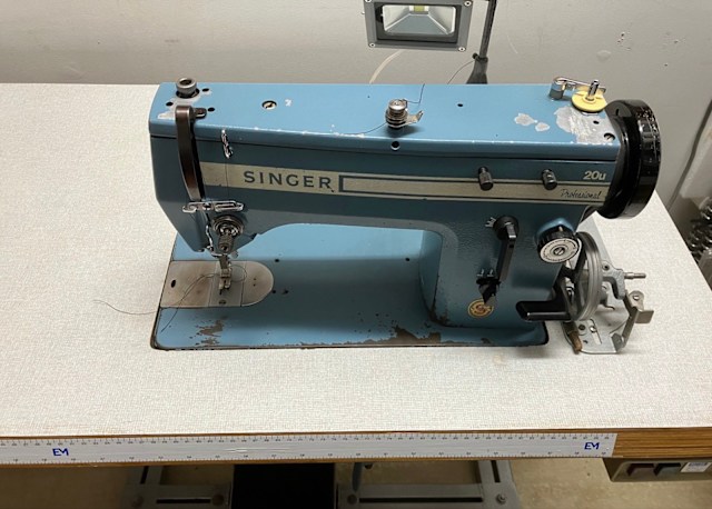 Singer 20u Professional Industrial Sewing Machine - Miscellaneous Goods ...