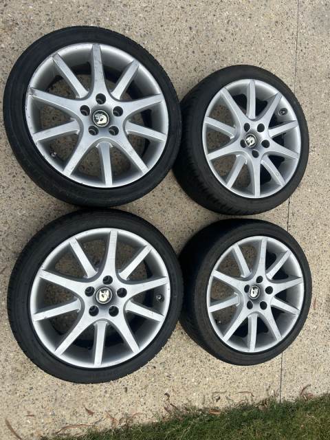 HSV WH Grange rims and tyres | Wheels, Tyres & Rims | Gumtree Australia ...
