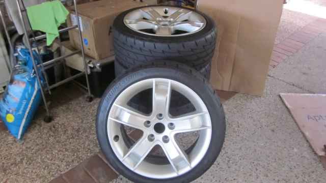 HSV Genuine R8 Clubsport VX-VY Mags & Tyres | Wheels, Tyres & Rims ...