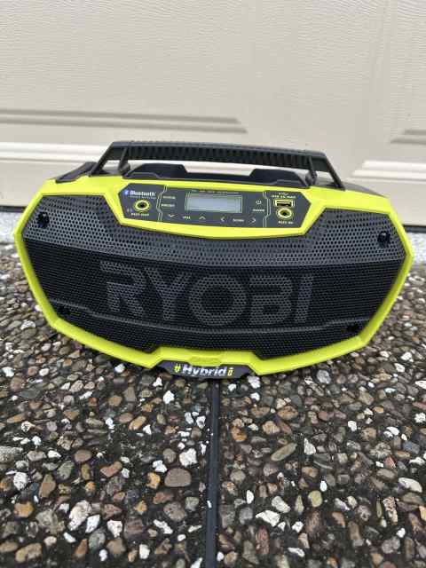 Ryobi One+ 18V Hybrid 2 Speaker Radio With Bluetooth - Skin Only ...