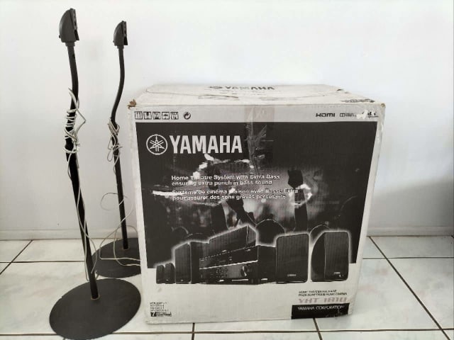 Yamaha-YHT- 1810-Home Theatre System with 2x monitor stands - Stereo Systems in Mackay QLD ...