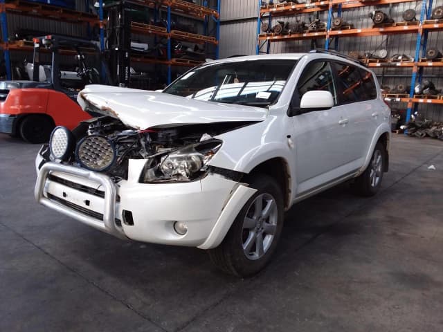 Wrecking 2006 Toyota RAV4 2.4L Auto Petrol Wagon | Wrecking | Gumtree ...