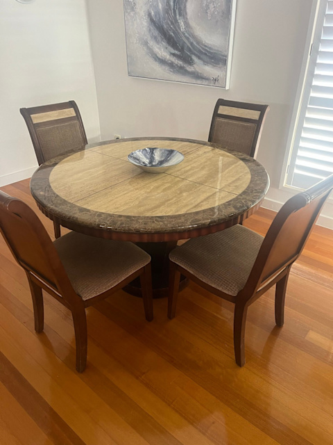 Dining table and chairs - Dining Tables in Hope Island QLD | Gumtree Australia