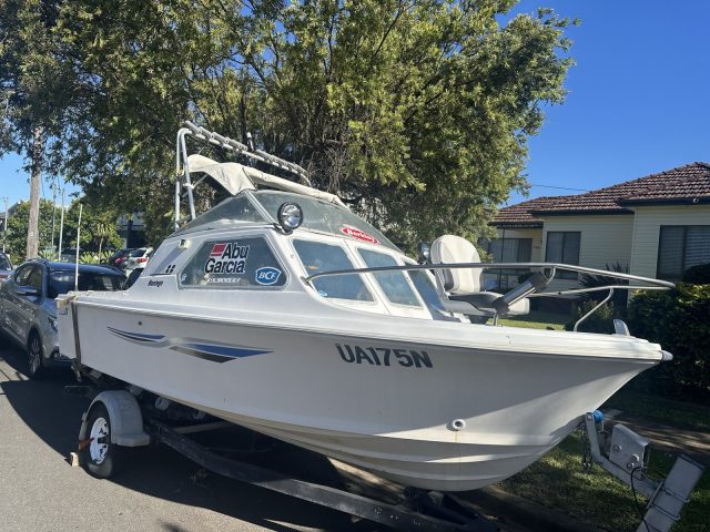 Pride Montego 5.5m half cab boat | Motorboats & Powerboats | Gumtree ...
