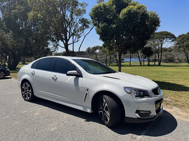 2016 HOLDEN COMMODORE SS-V REDLINE 6 SP AUTOMATIC 4D SEDAN | Cars, Vans ...