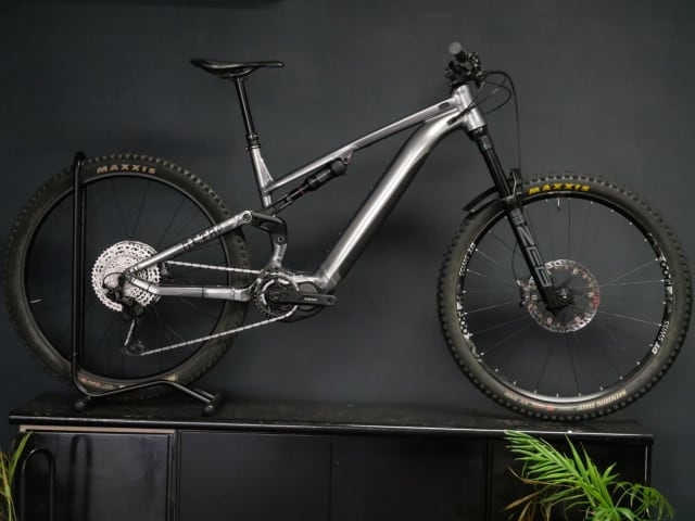 Commencal Meta Power tr race 2021 Size Large (rider height 180-191cm ...
