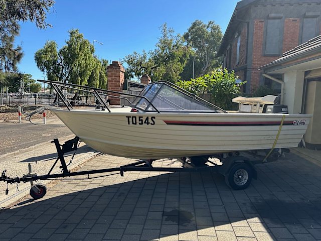 Stacer 444 Kingray boat | Motorboats & Powerboats | Gumtree Australia ...