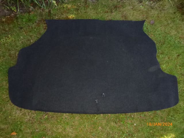 VY VZ COMMODORE CALAIS SEDAN BOOT MAT NO LPG | Other Parts ...