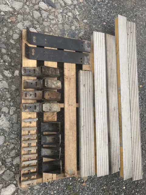 MACK FUEL TANK STEPS & BRACKETS | Truck Parts | Gumtree Australia Gold ...