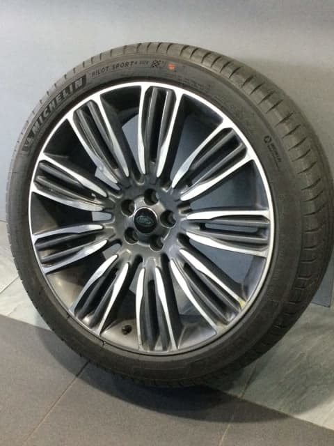 RANGE ROVER VELAR 22” GENUINE ALLOY WHEELS & PS4S RANGE ROVER EVOGUE ...