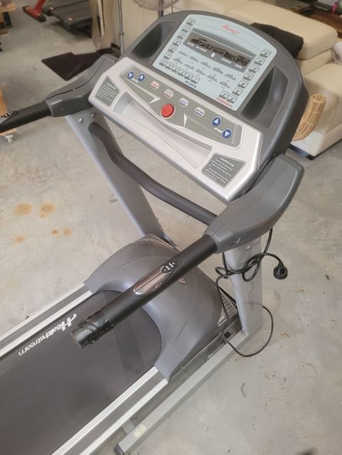 TREADMILL HEALTHSTREAM ELITE SERIES - Gym & Fitness in Burrumbeet VIC ...