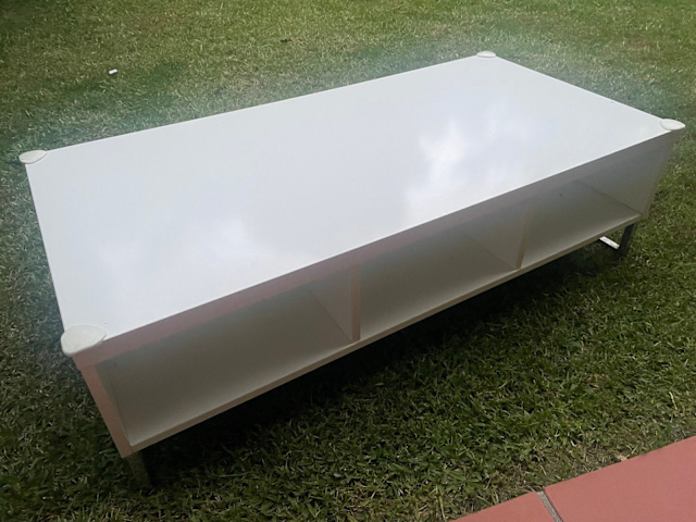 White Freedom coffee table - Coffee Tables in Freshwater NSW | Gumtree ...