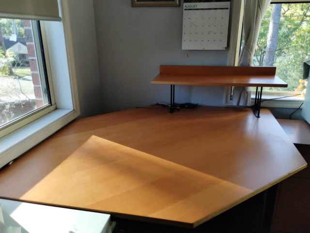 IKEA Hexagonal corner desk with Shelf + manual. Very sturdy - Desks in ...