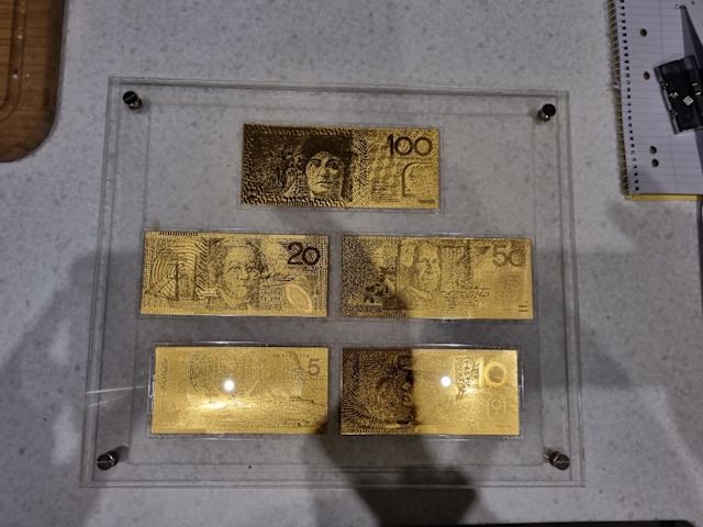 Rare FRAMED AUSTRALIAN 24k GOLD BANKNOTE SET $5 to $100 - Collectables ...