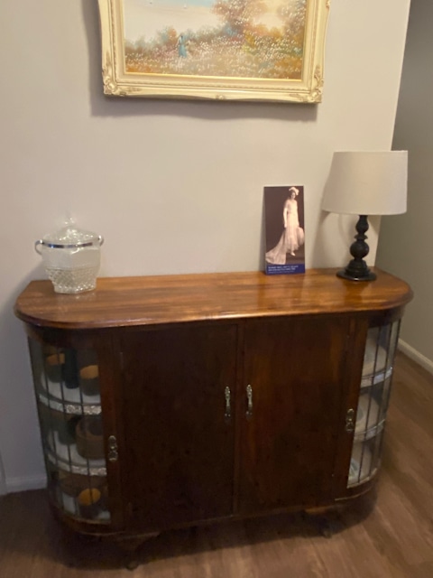 Vintage buffet/bar cabinet with leadlight doors - Cabinets in Kippa ...