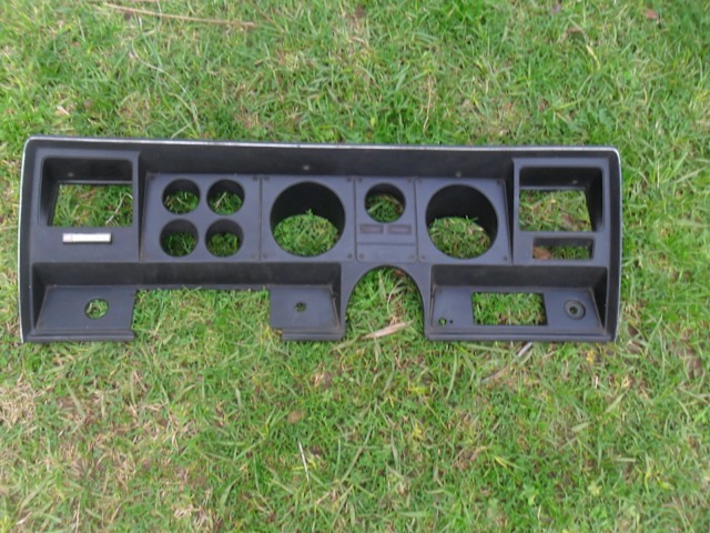 HOLDEN HZ WB HX HJ GTS DASH FASCIA BLACK. GENUINE ITEM. | Auto Body ...