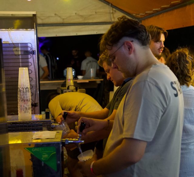 Were looking for a job! Bartenders, FOH, Allrounder, Barista... | Front ...